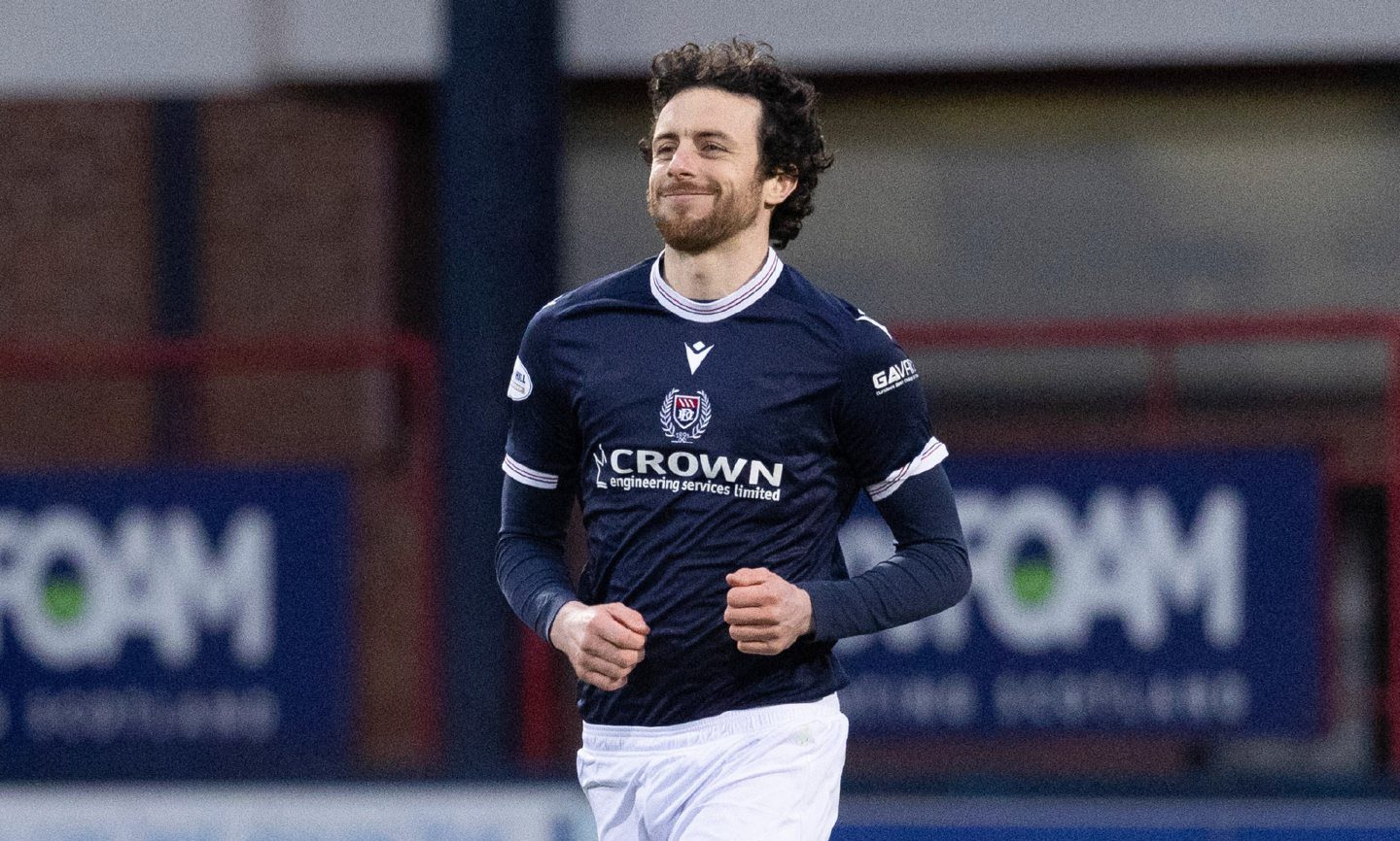 EXCLUSIVE: Dundee FC offer new contract to Joe Shaughnessy