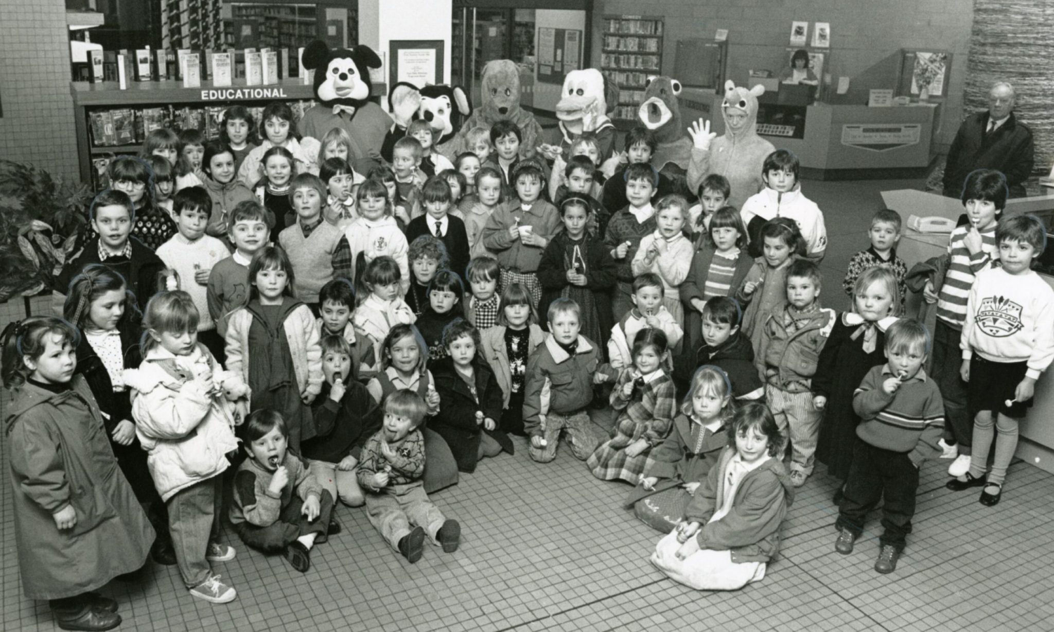Photos provide chapter and verse on Dundee books and libraries