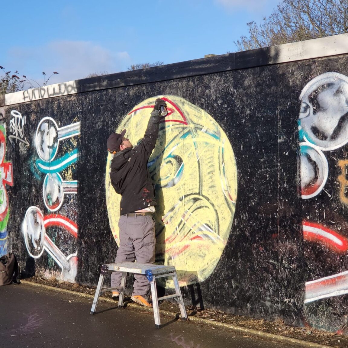 Dundee graffiti marks Forfar pair's new Punk Competitions website