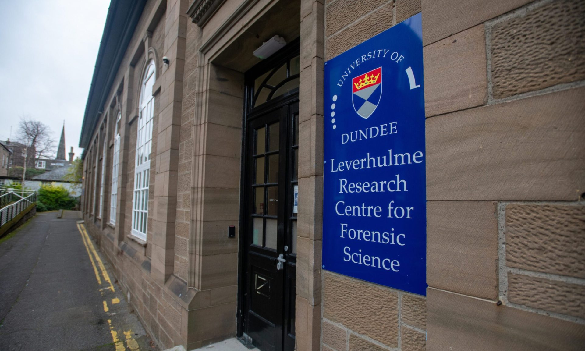 University of Dundee: Inside story of funding crisis