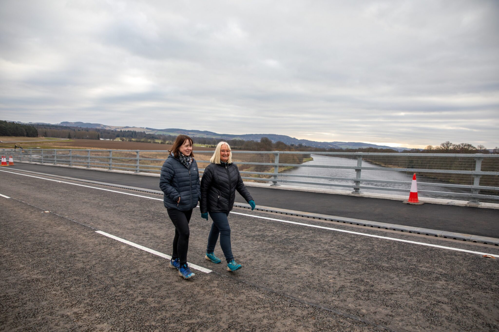 Destiny Bridge: Locals walk new Tay crossing ahead of opening