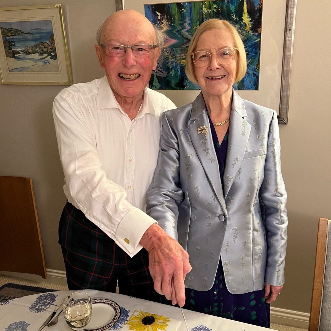 Kenneth Pritchard OBE: Former Dundee lawyer dies at 91