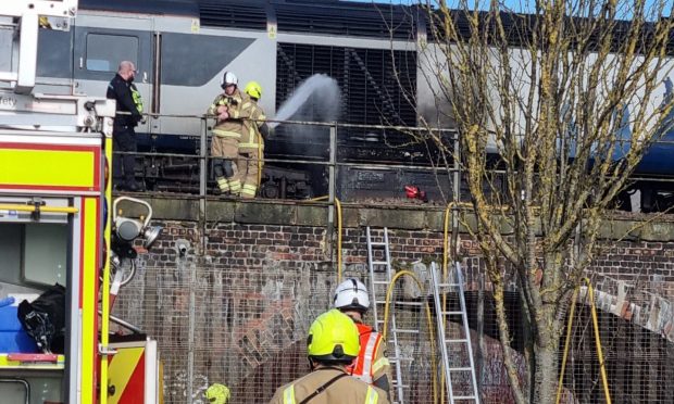 Dundee train fire: Passengers saw smoke pour in before Tay Bridge