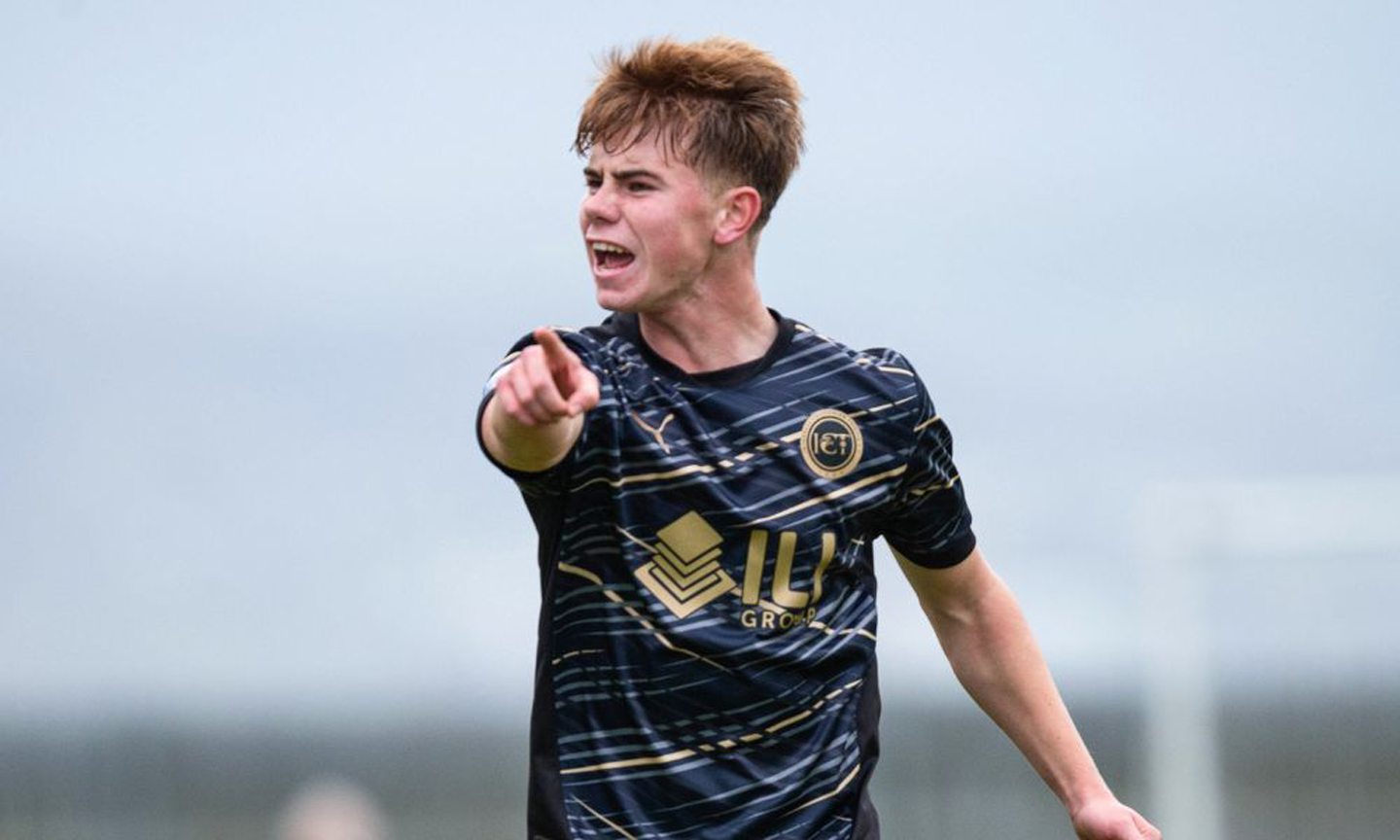 Dunfermline Athletic sign starlet Keith Bray from Caley Thistle
