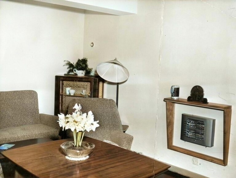 Take a peek inside Perth's first multi-storey flats in 1960 - in colour ...