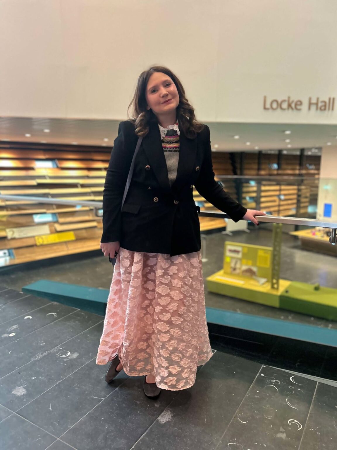 What did Dundee fashionistas wear to V&A style premiere?