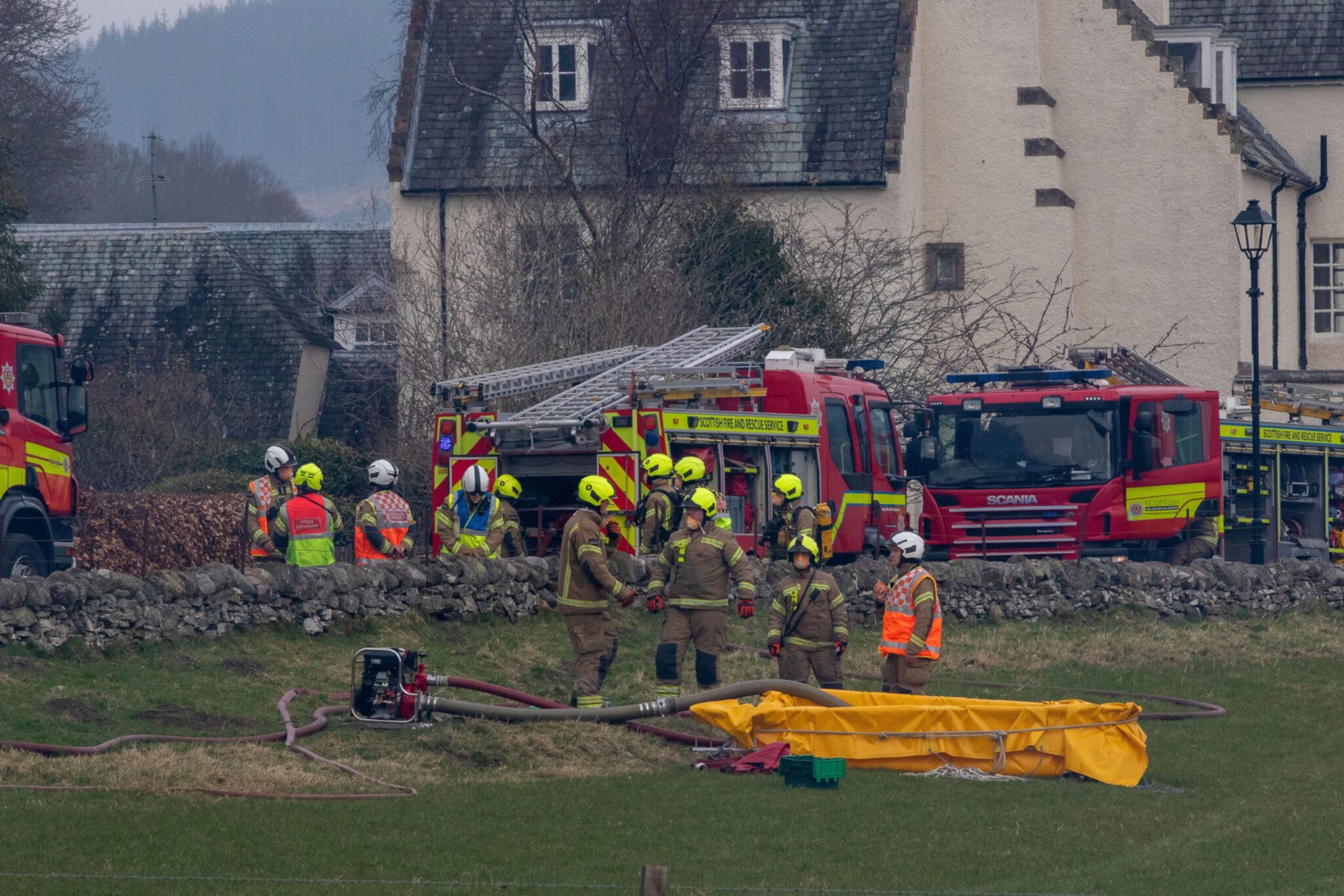 8 crews called to cottages on fire in Fortingall, Perthshire