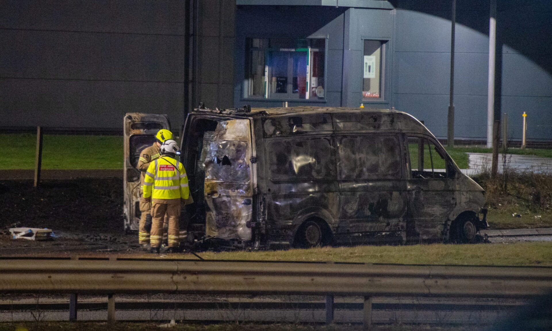 Kingsway in Dundee shut for six hours due to vehicle fire