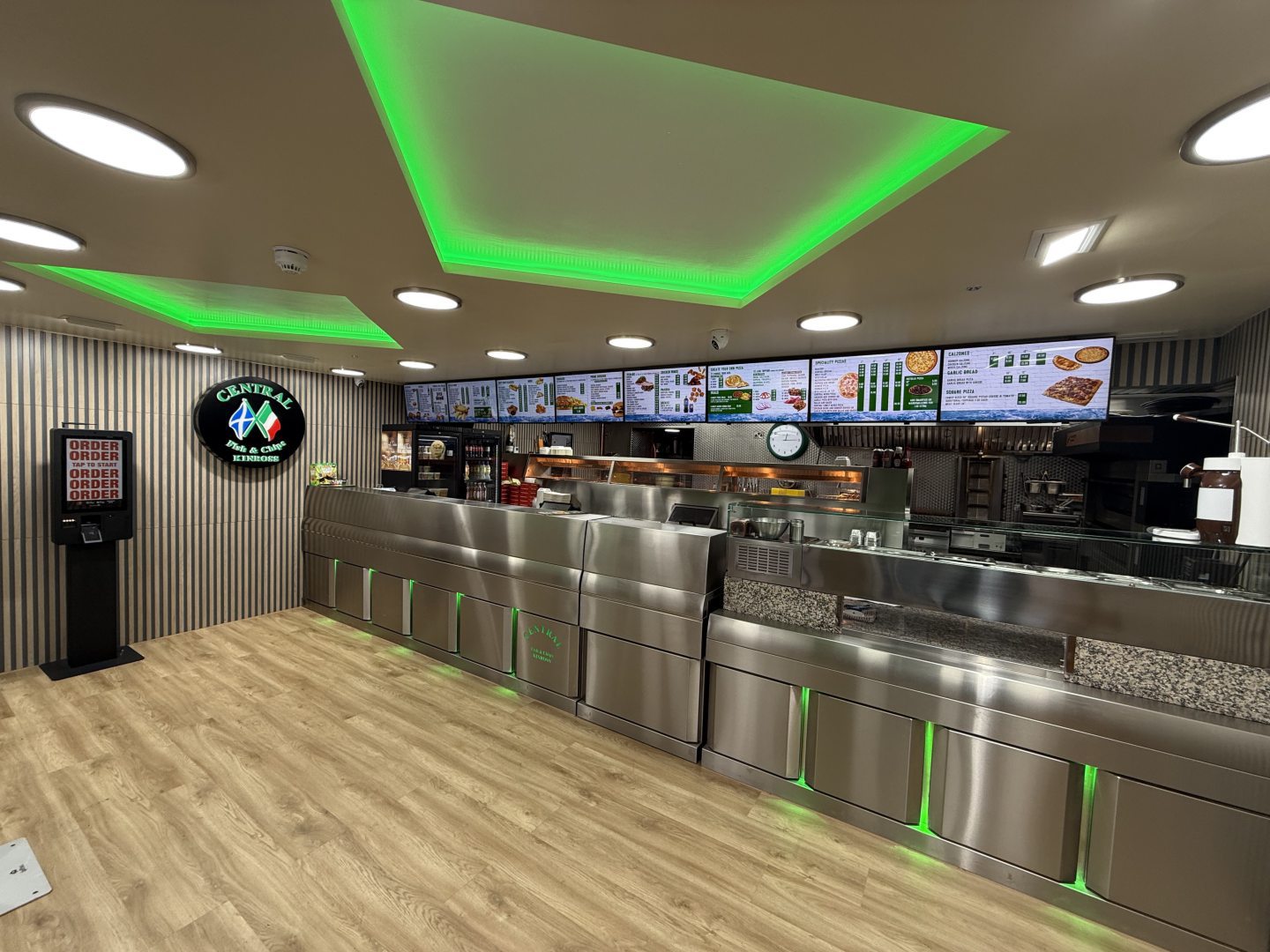 Kinross chip shop's third-generation owner begins all-day opening