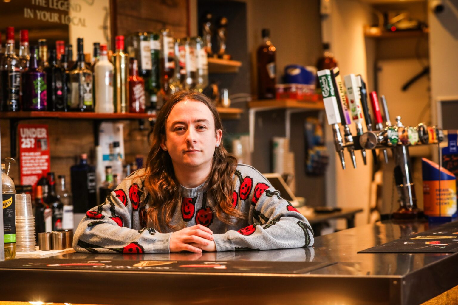 EXCLUSIVE: Dundee barman wrestled phone thief in moving car