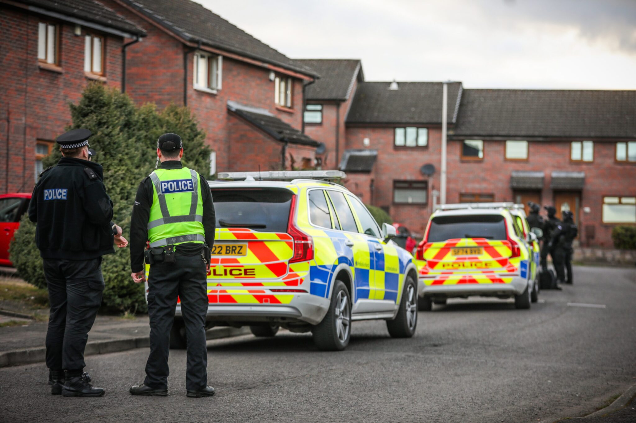 Dundee stand-off: Residents relive armed police incident