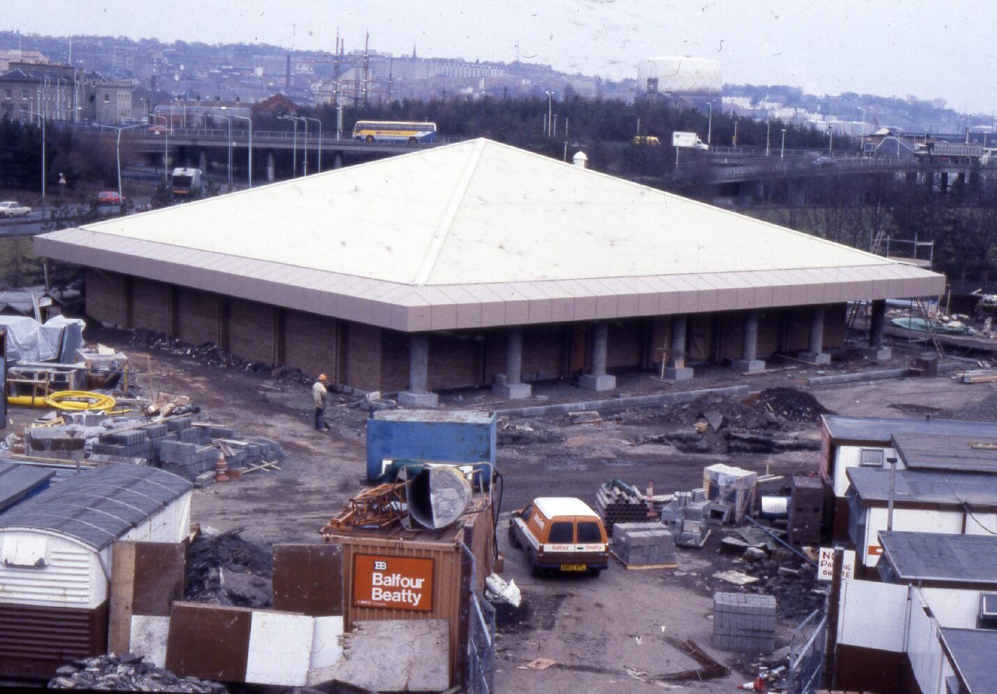 Photos of Dundee in the 1980s reveal transformation of city