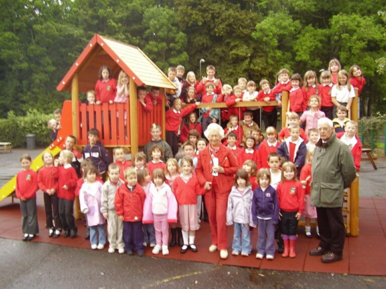 Mary, Dowager Countess of Strathmore and Kinghorne dies at 92