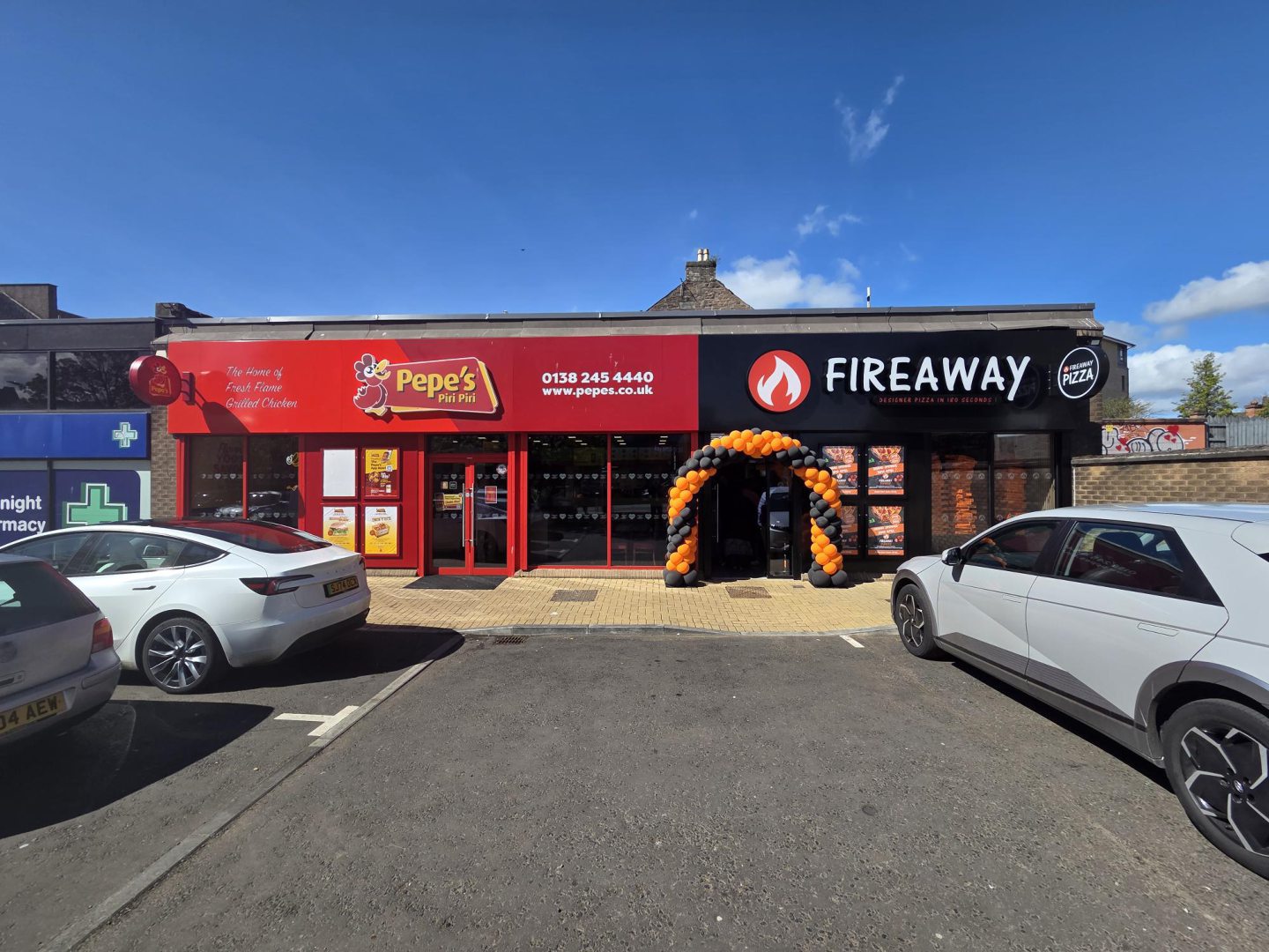 Fireaway Pizza in Dundee opens with food giveaway