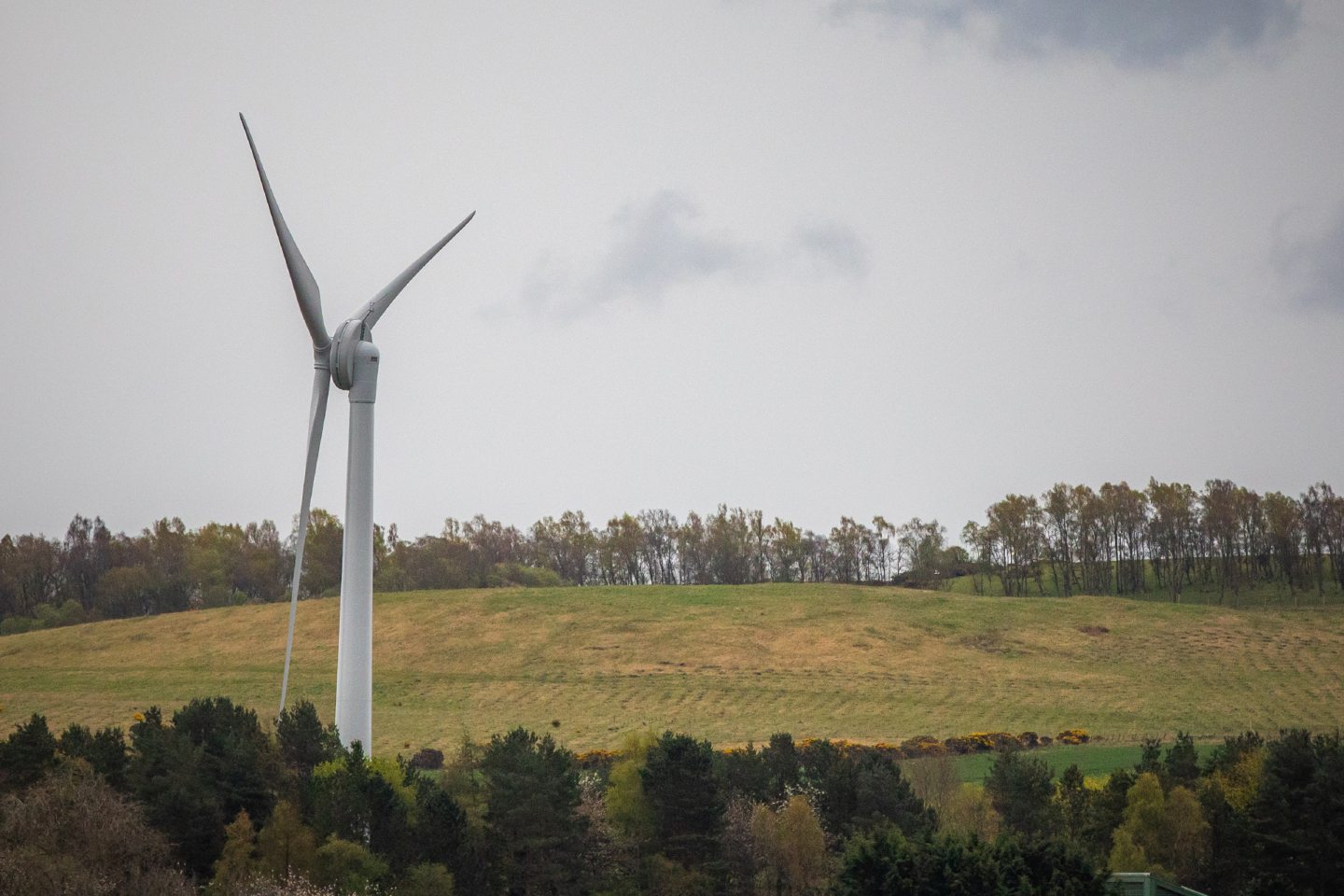 Shutdowns at Perth's Aviva wind turbine after 'shadow flicker' moan