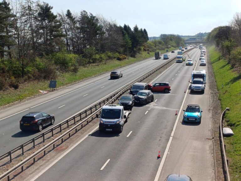 5 people taken to hospital after 4-vehicle crash on M9 near Stirling