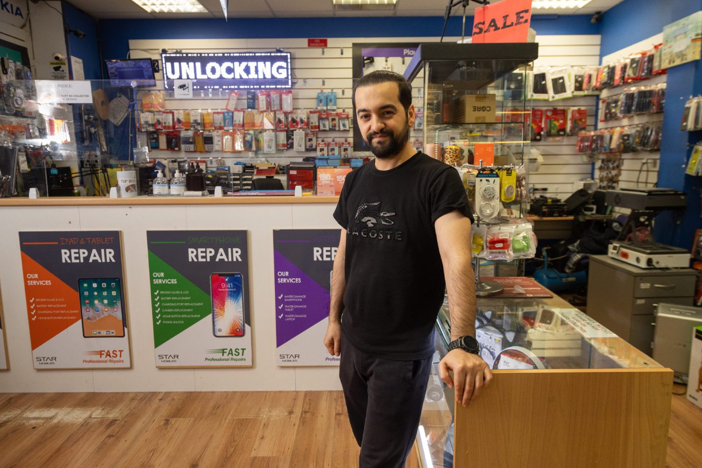 Who are the last people left in Dundee's Keiller Centre?