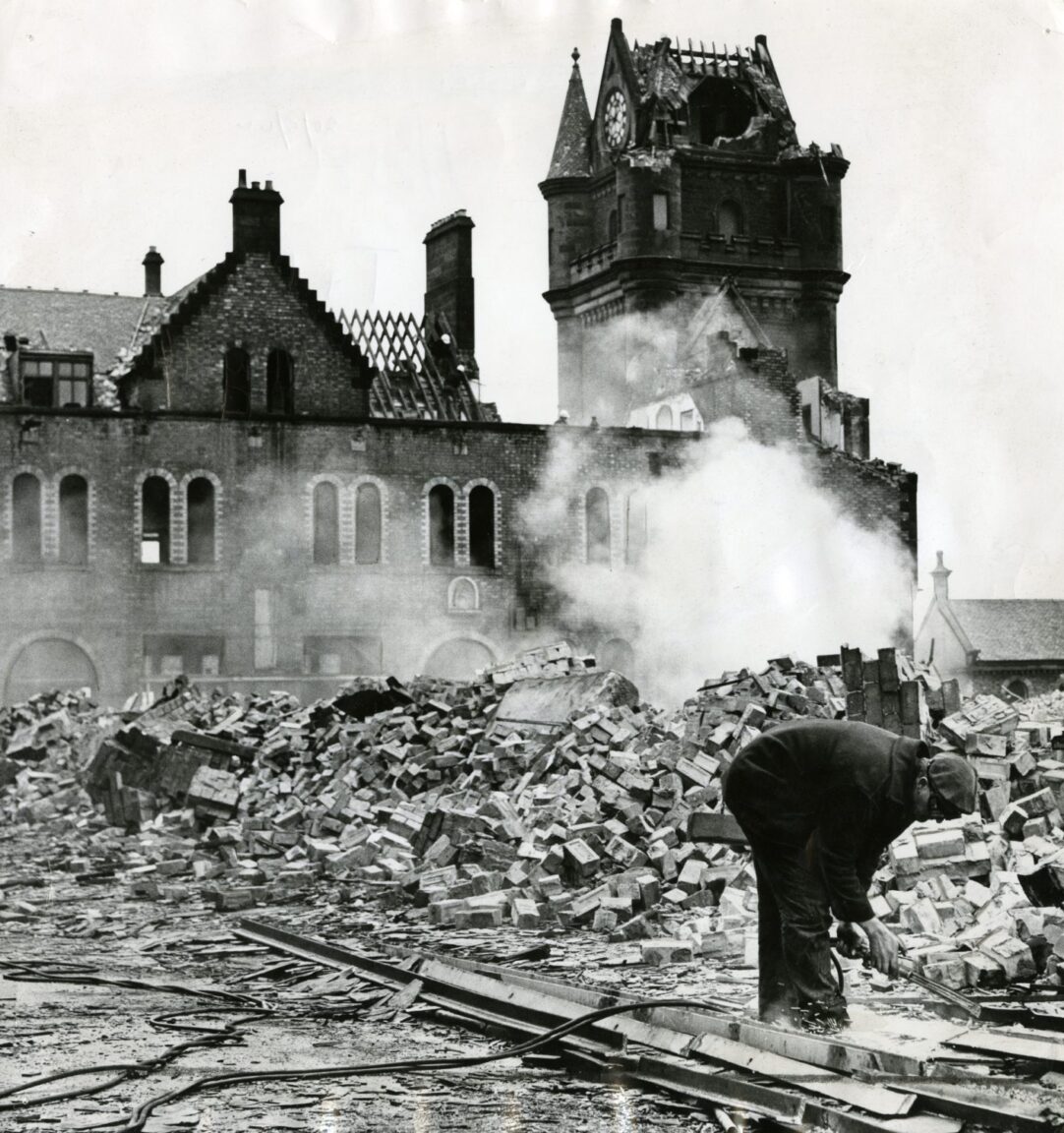 Rare photos capture the end of a 'landmark' Dundee train station