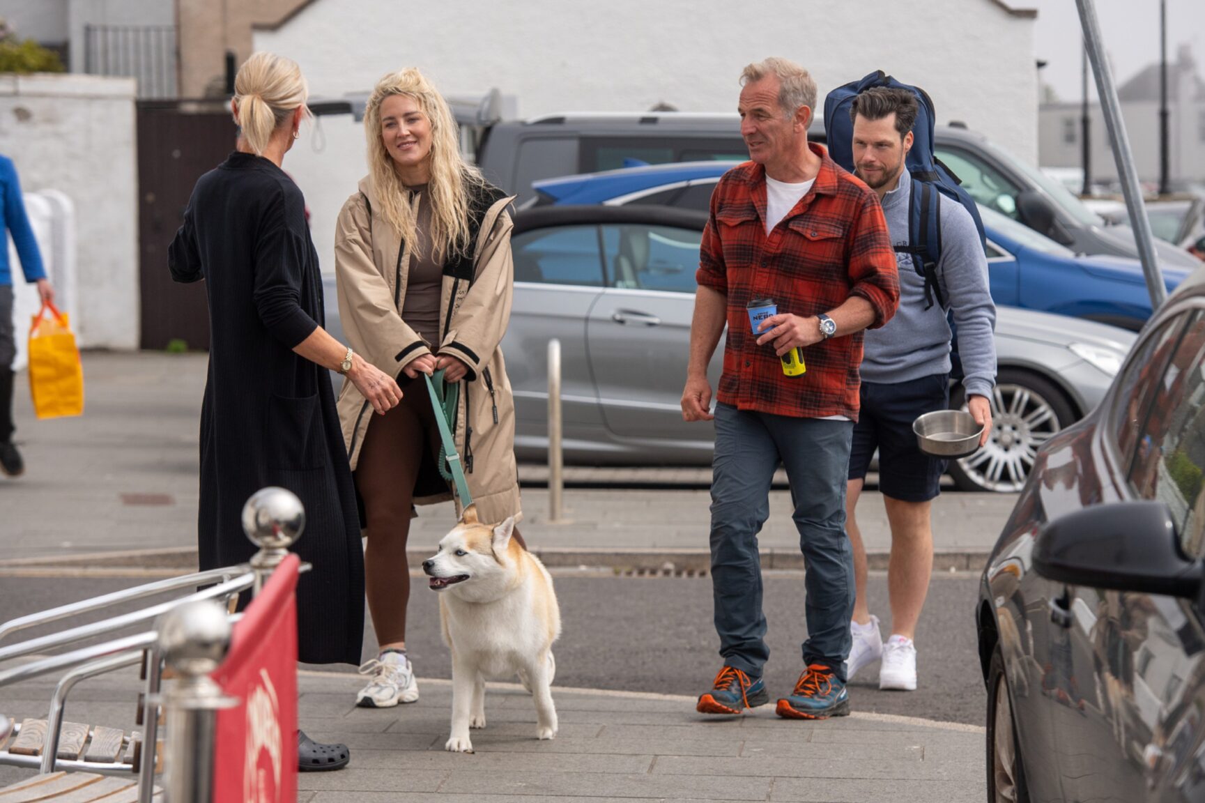 Robson Green films TV show in Broughty Ferry with Sheli McCoy