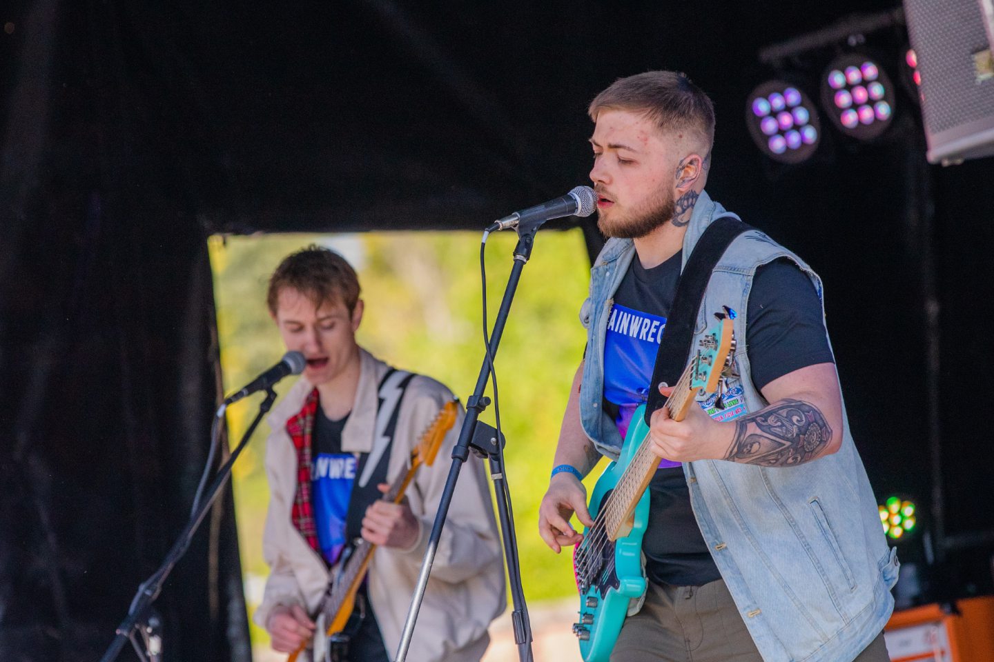 Great pictures as Kirrie gets its rocks off at Bonfest