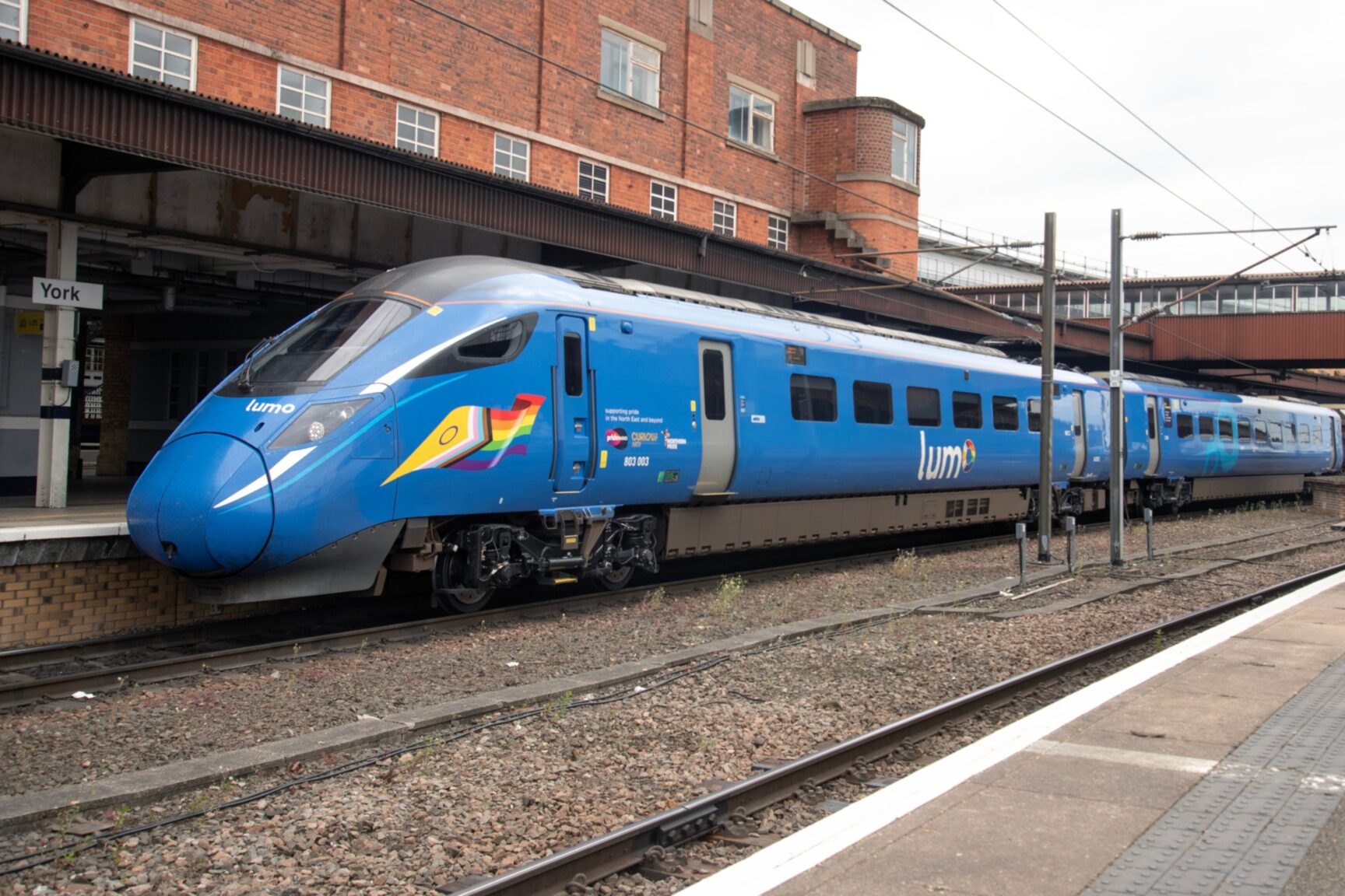 Lumo: What to expect from new Stirling to London rail service