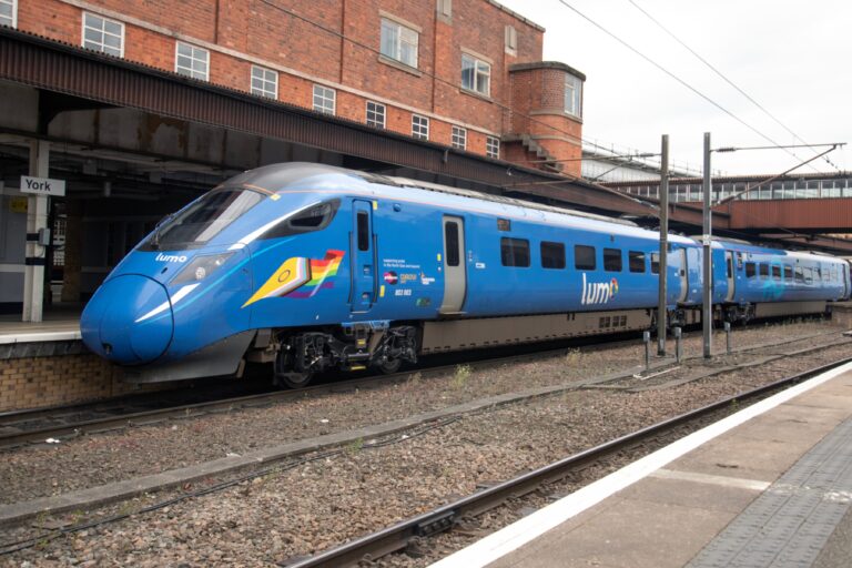 Lumo: What to expect from new Stirling to London rail service