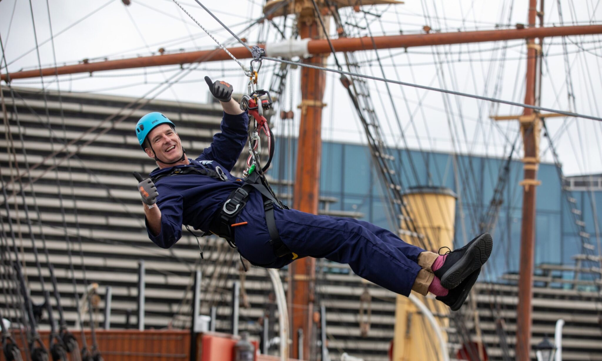 Lorraine Kelly and Dan Snow launch RRS Discovery mast climb