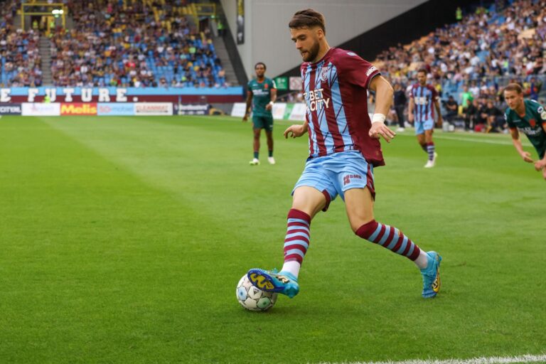 Said Hamulic to Dundee United latest as deal for top target 'stalls'