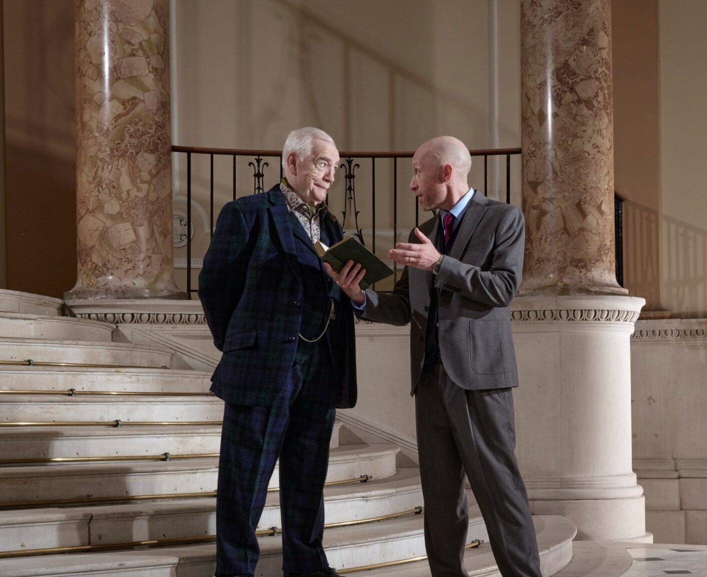 Dundee Rep director: Brian Cox 'lives up to reputation' in rehearsal