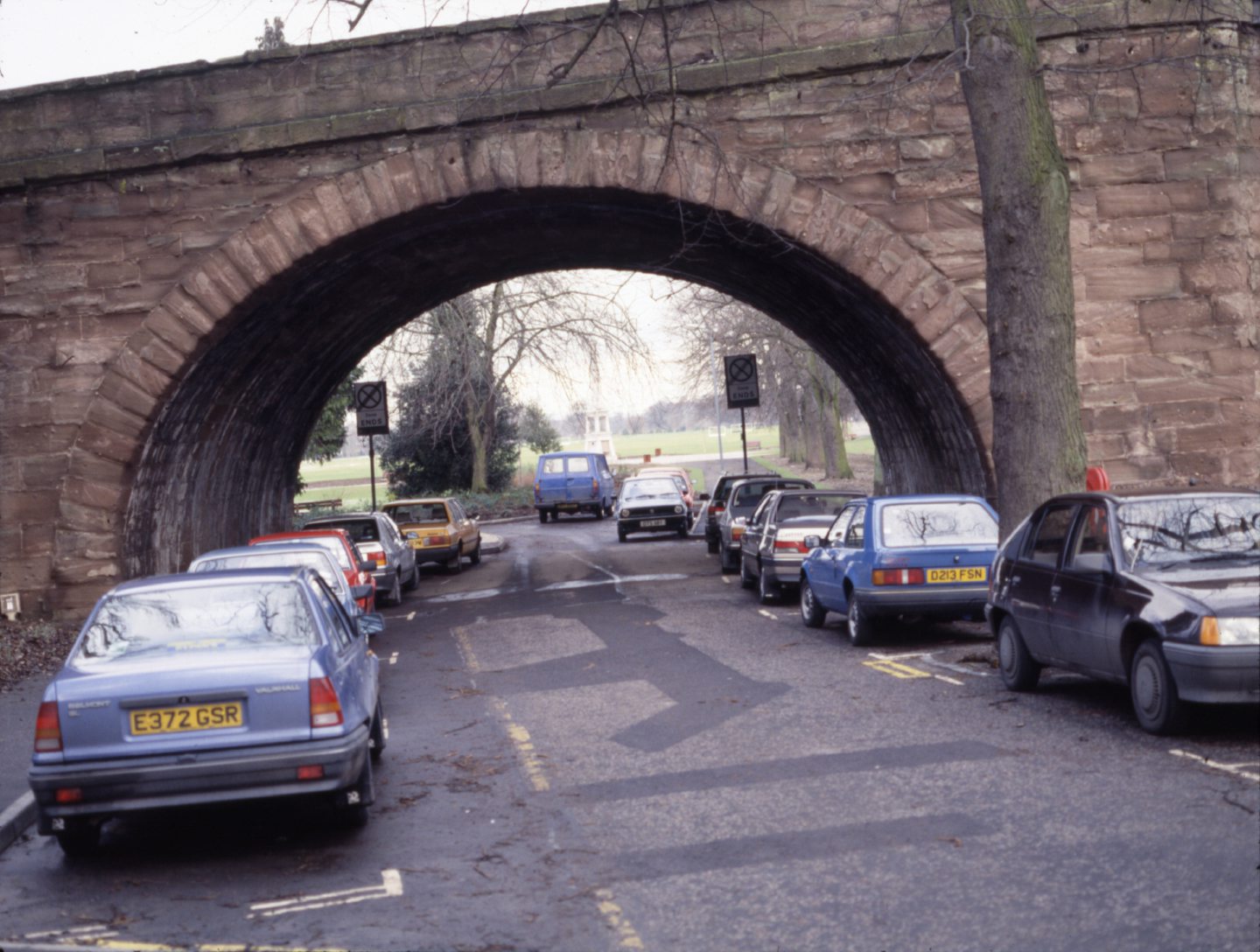 Unseen photos show Perth landmarks in 1980s and 1990s - The Courier
