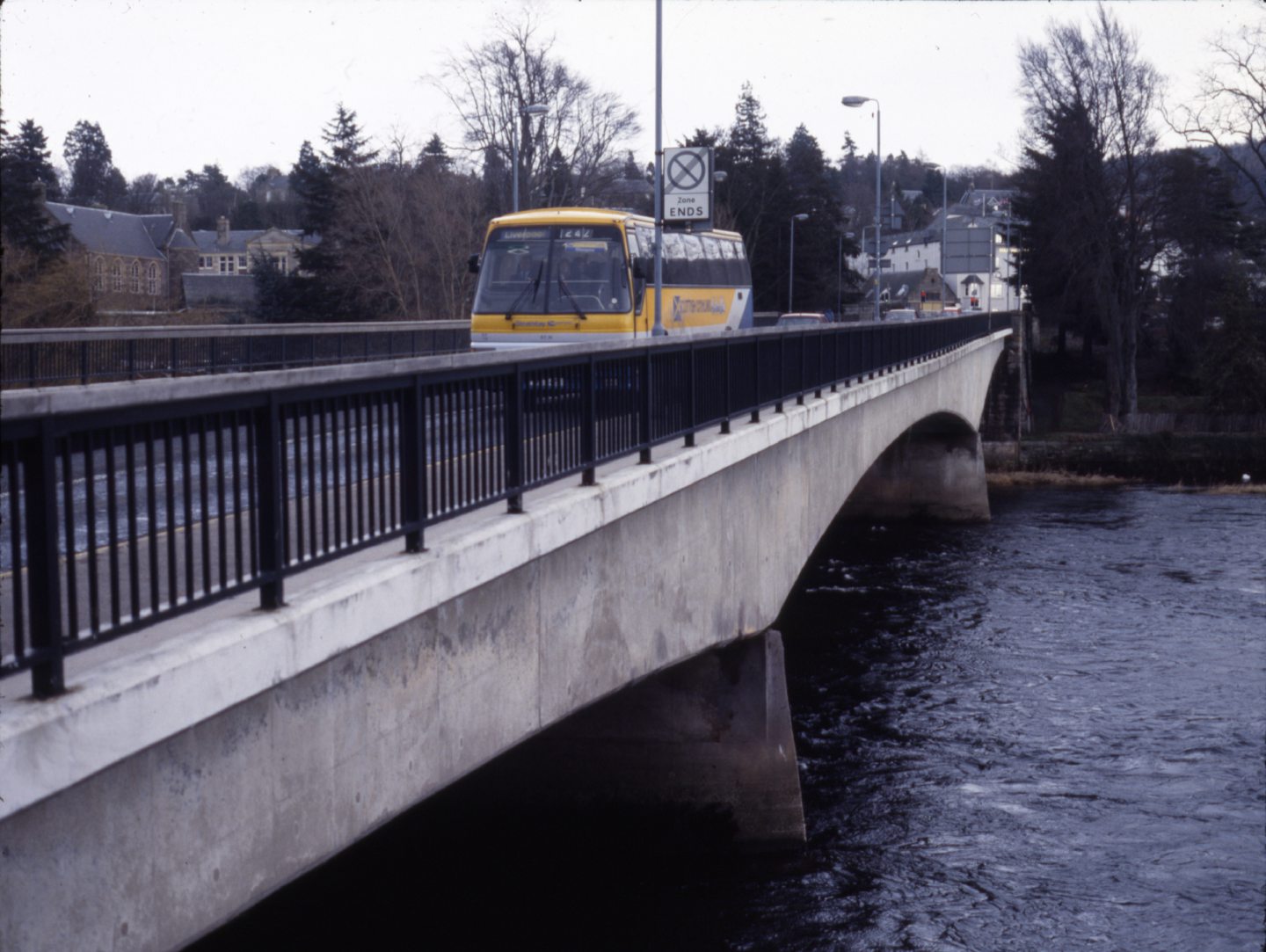 Unseen photos show Perth landmarks in 1980s and 1990s - The Courier