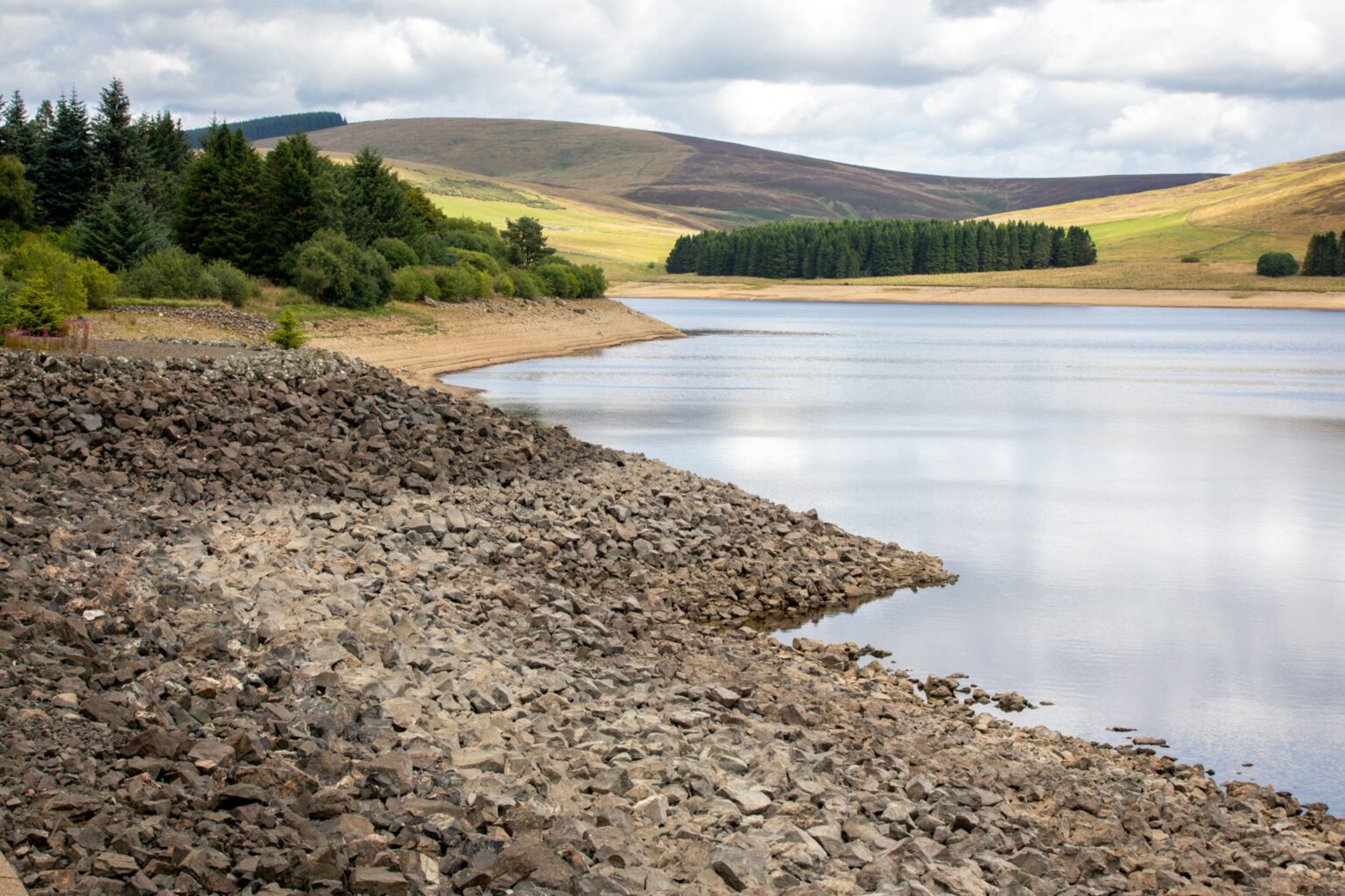 Scorching summer leaves Angus reservoir half empty