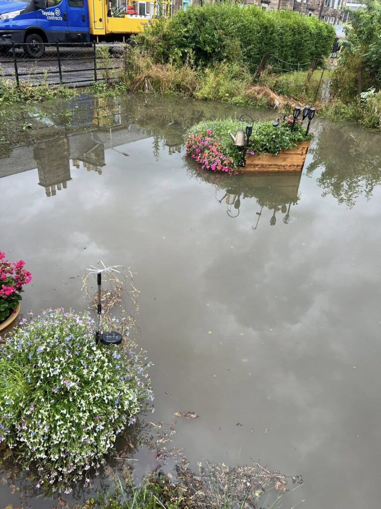 Videos show flash flooding after heavy rainfall in Perth