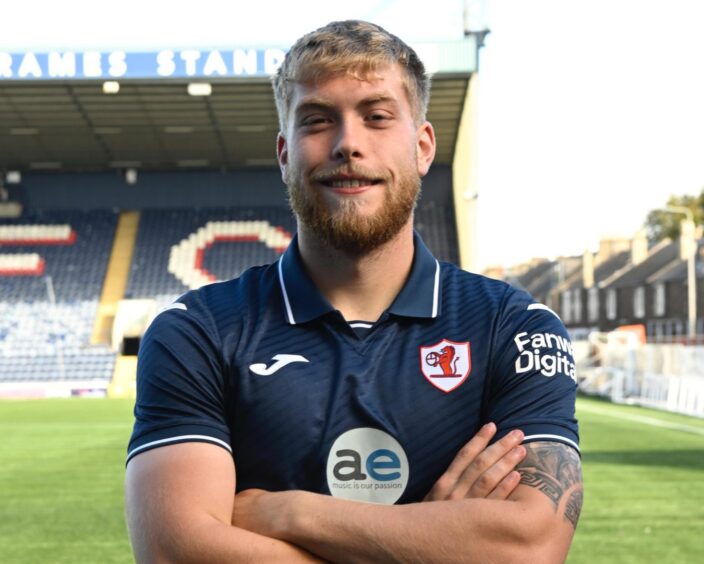 Raith Rovers double up with loan capture of Motherwell defender