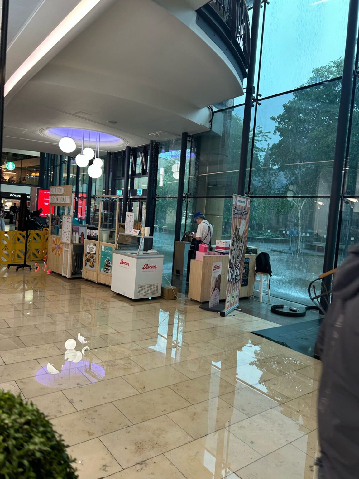 Dundee Overgate Shopping Centre evacuated due to flooding