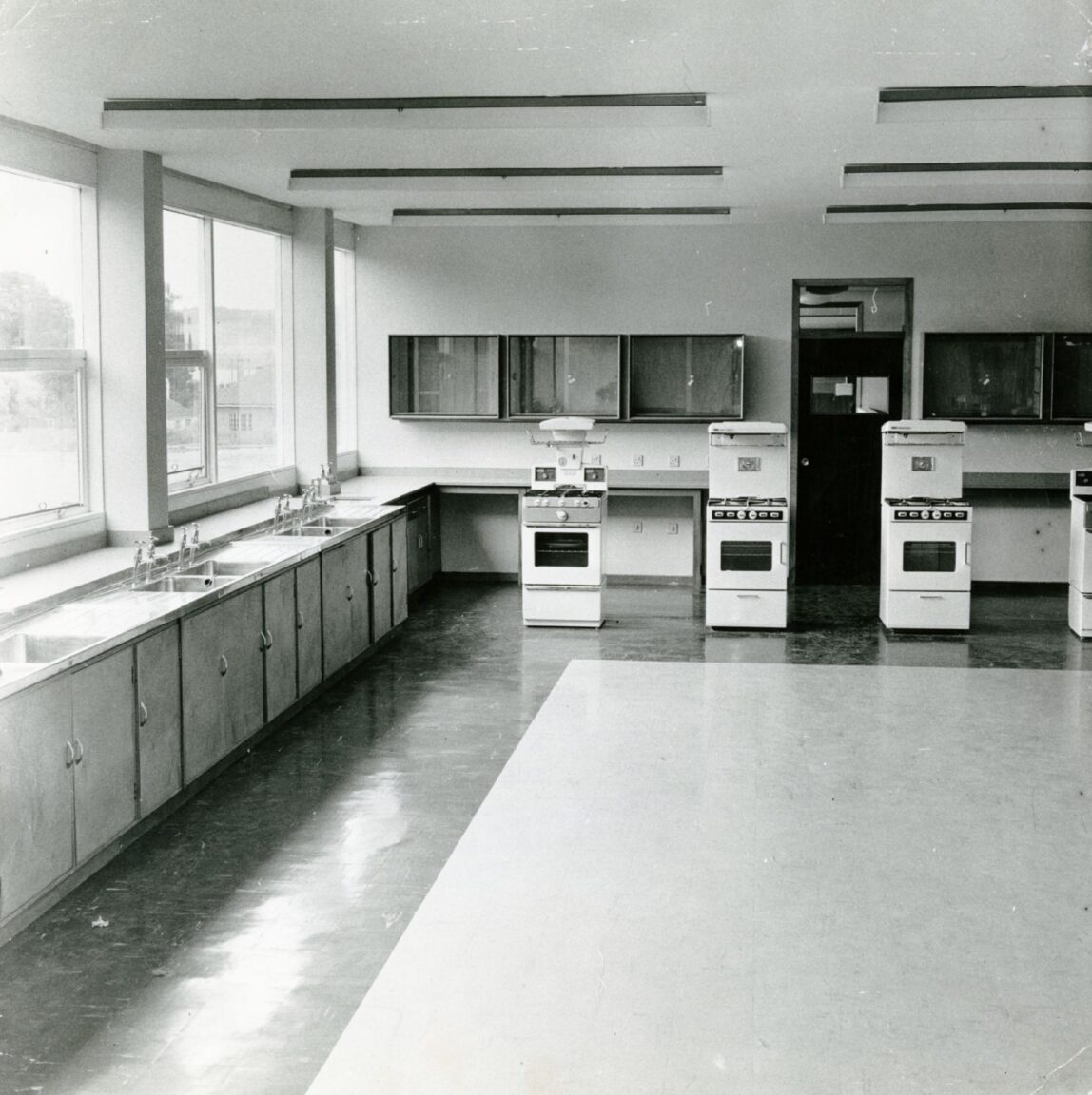 Picture gallery marks the opening of Dundee's Craigie High School