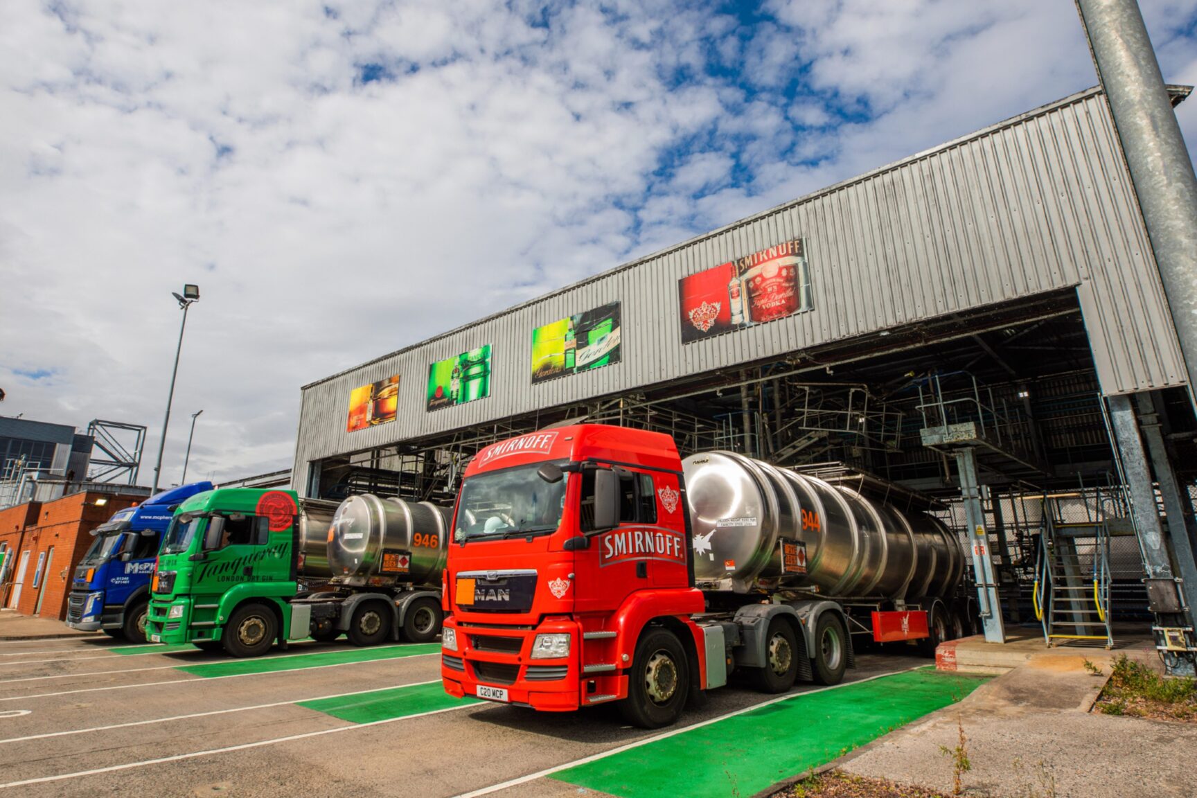 Cameronbridge Distillery makes 3 million bottles of gin each week