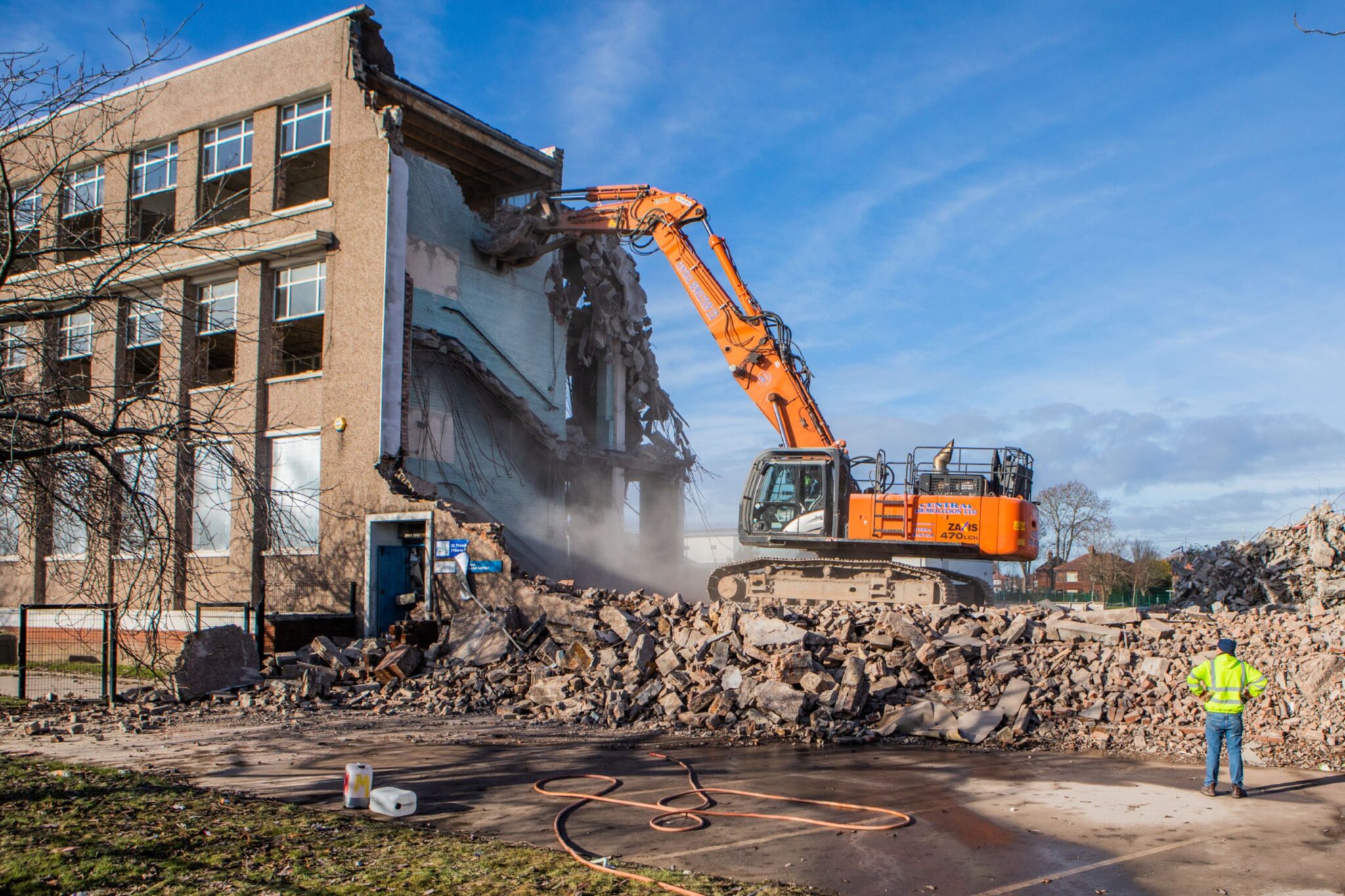 What will happen to the Craigie High and Braeview Academy sites?