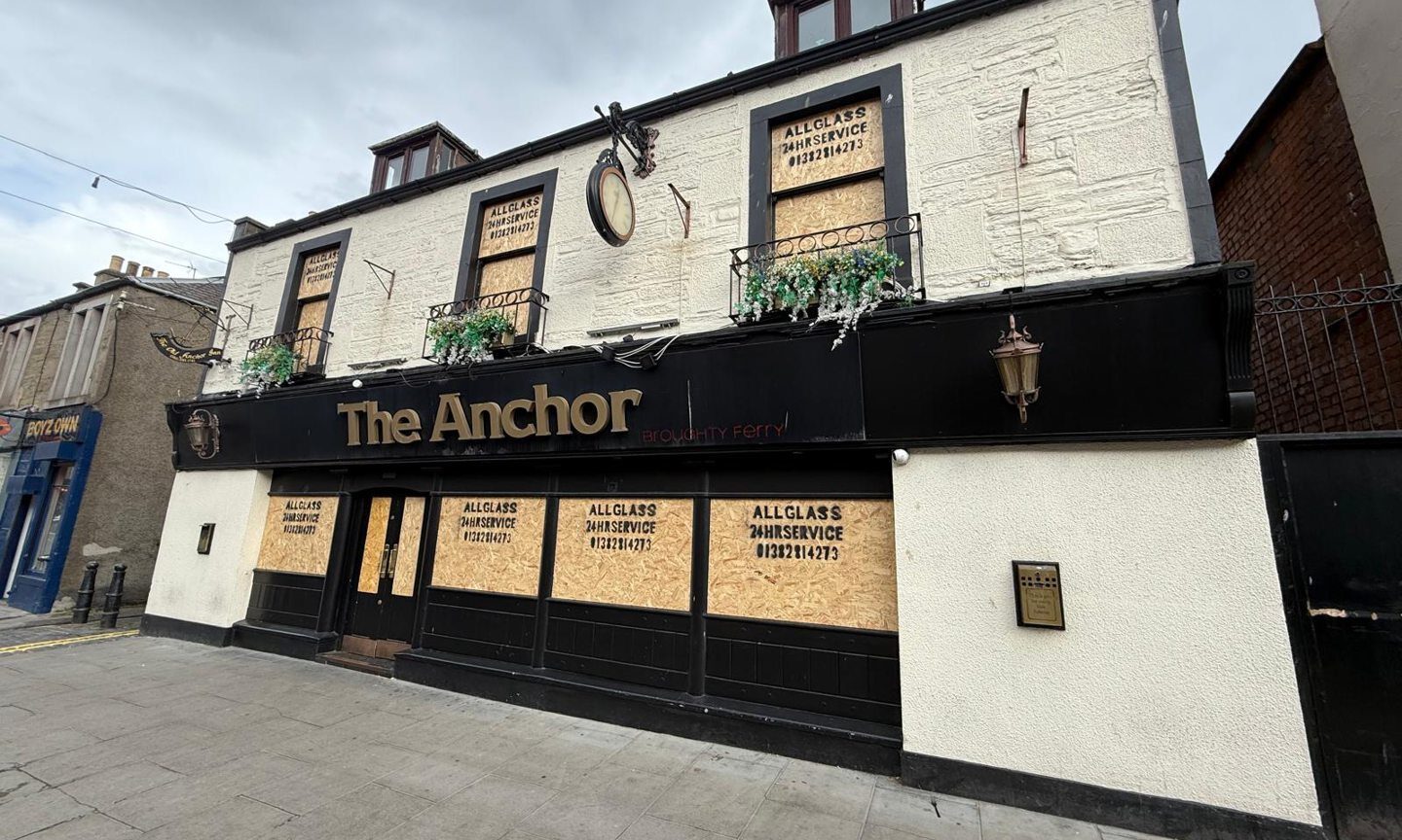 Broughty Ferry's Anchor Bar to reopen with new Irish theme