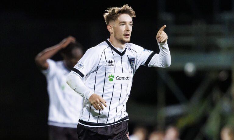 Dunfermline: Lennon's 'brutal honesty' is OK with Robbie Fraser