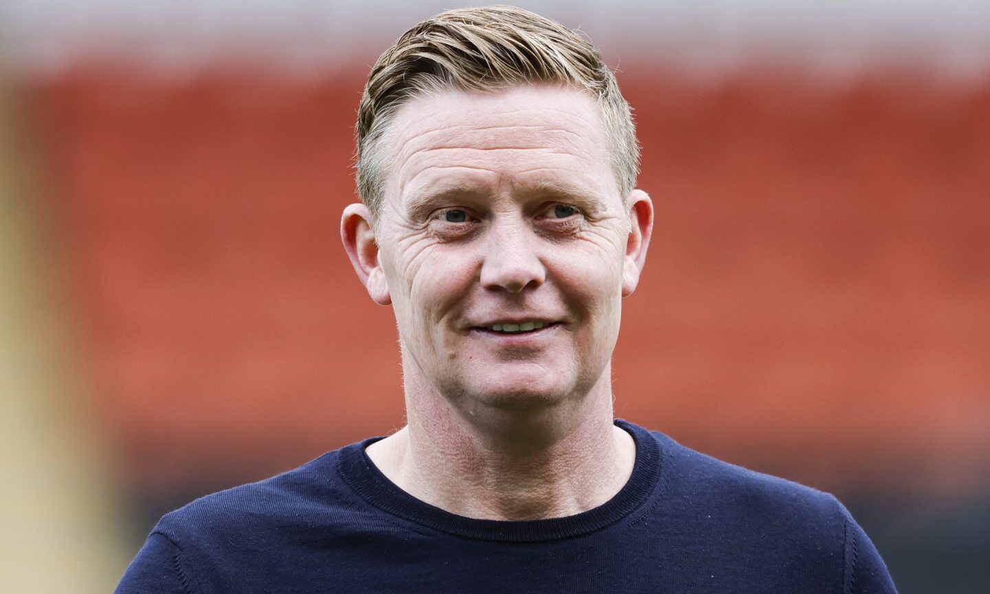 Former Raith Rovers boss Barry Robson returns to management