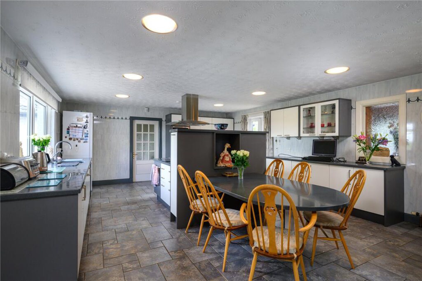 Shandale: Dunblane home with stables on sale for nearly £1m