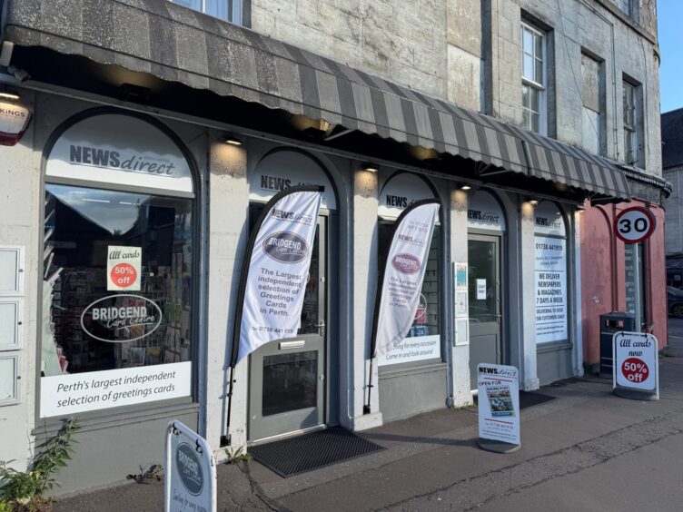 Bridgend card shop to close due to lack of footfall in Perth