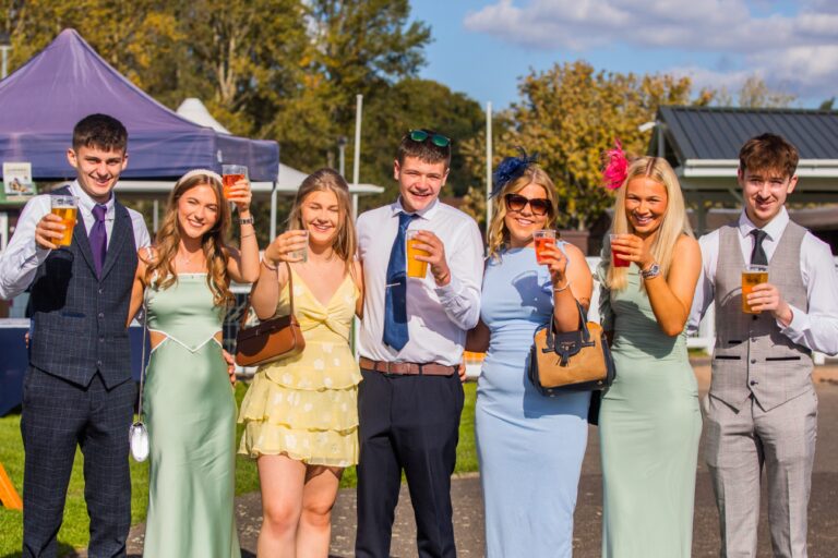 Gallery: The Glorious Finale at Perth Racecourse 2025