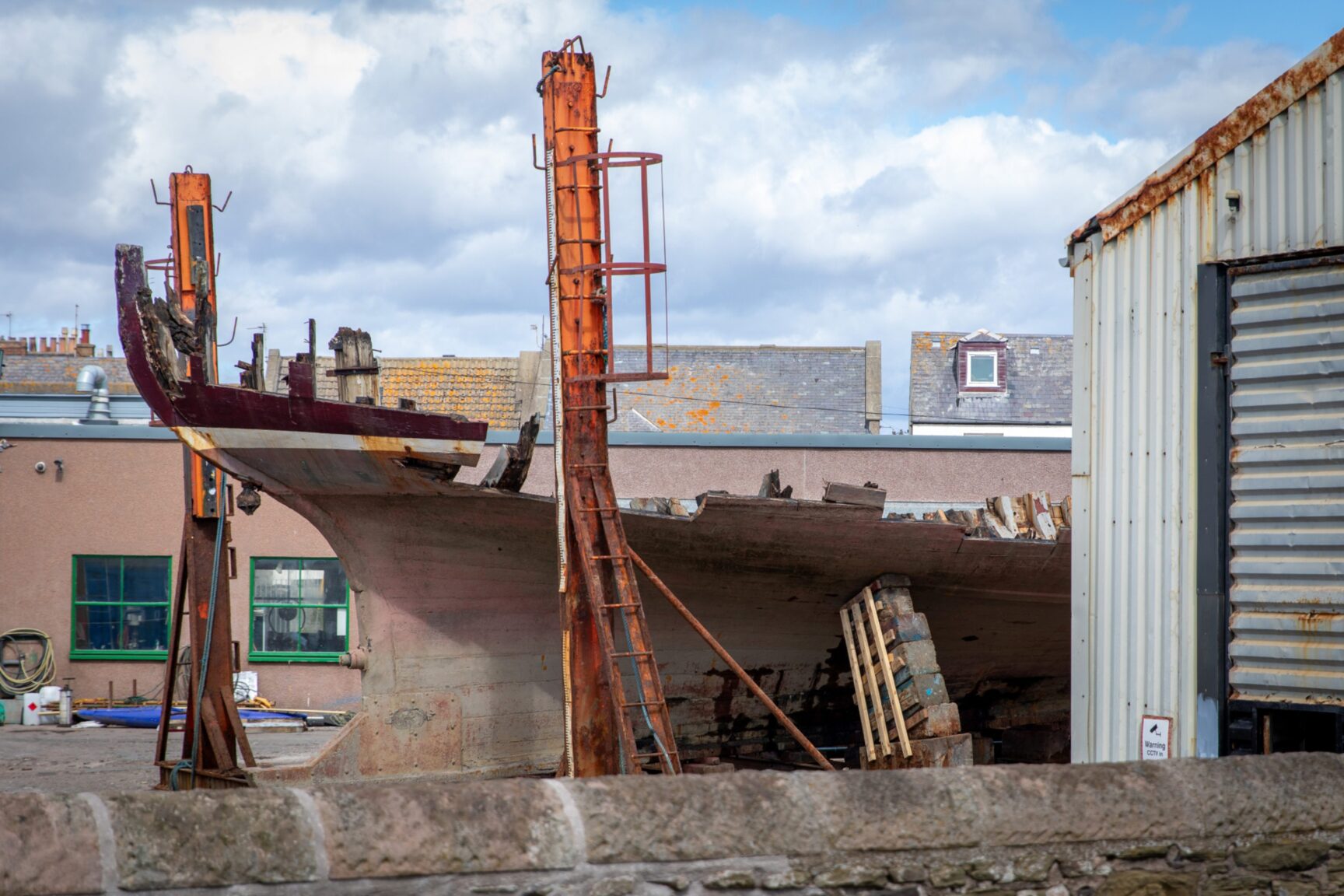 Five-figure legal fight looming over Arbroath harbour wreck