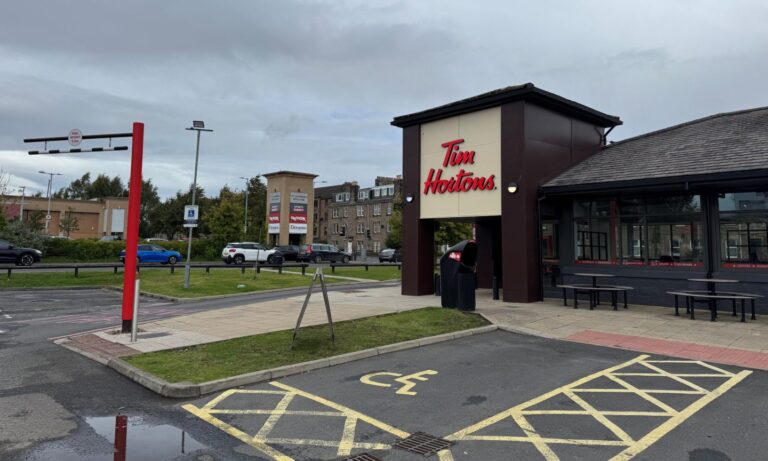 High street round-up: Shop and restaurant plans in Dundee & Fife