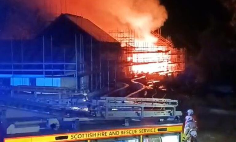 Newbuild Dundee houses destroyed in major building site fire
