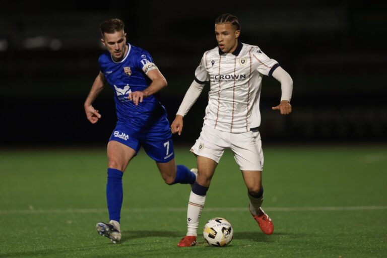 Dundee goalie spoils testimonial man Graham Webster's big night