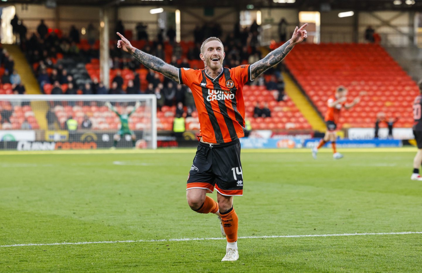 Craig Sibbald injury latest as Dundee United ace sits out training