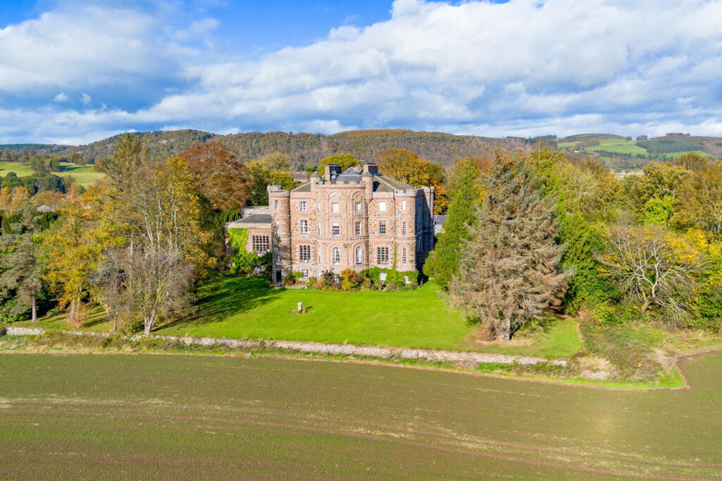 Flat for sale inside A-listed Pitfour Castle in Carse of Gowrie